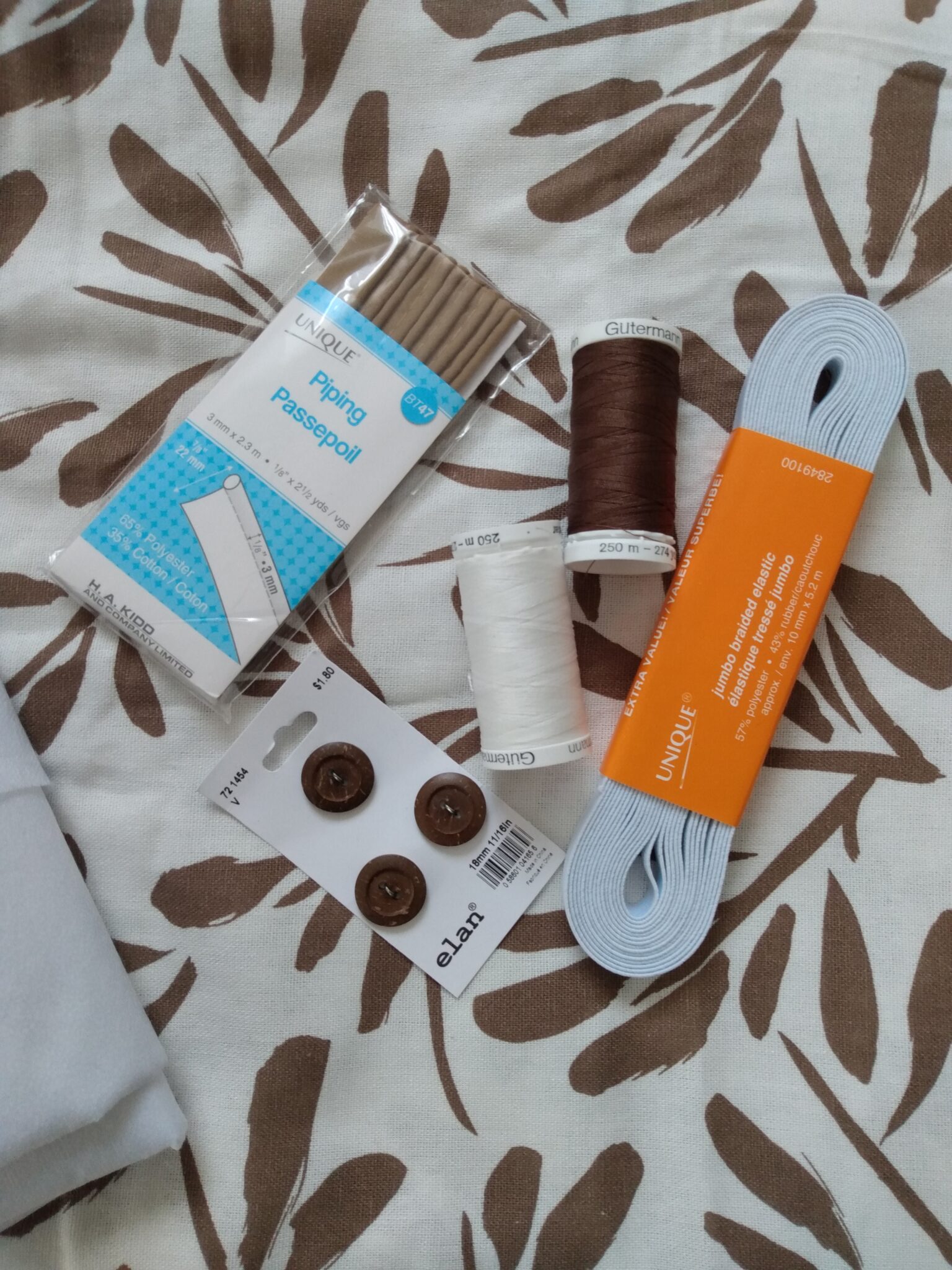 A Trendy Floral Dress for Spring | Fabricville Canadian Sewing Blog